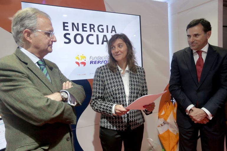 Presidente da Repsol visita autocarro “O Mundo da Energia” - Ambiente ...