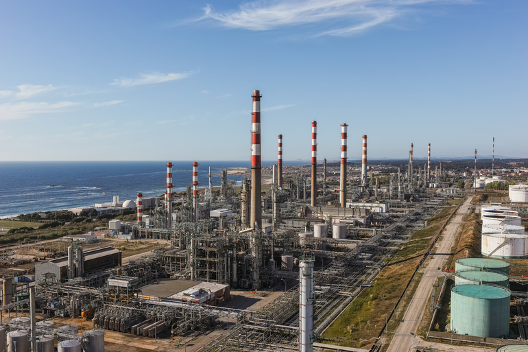 Refinaria de Sines continua a ser a instalação com maiores emissões de ...